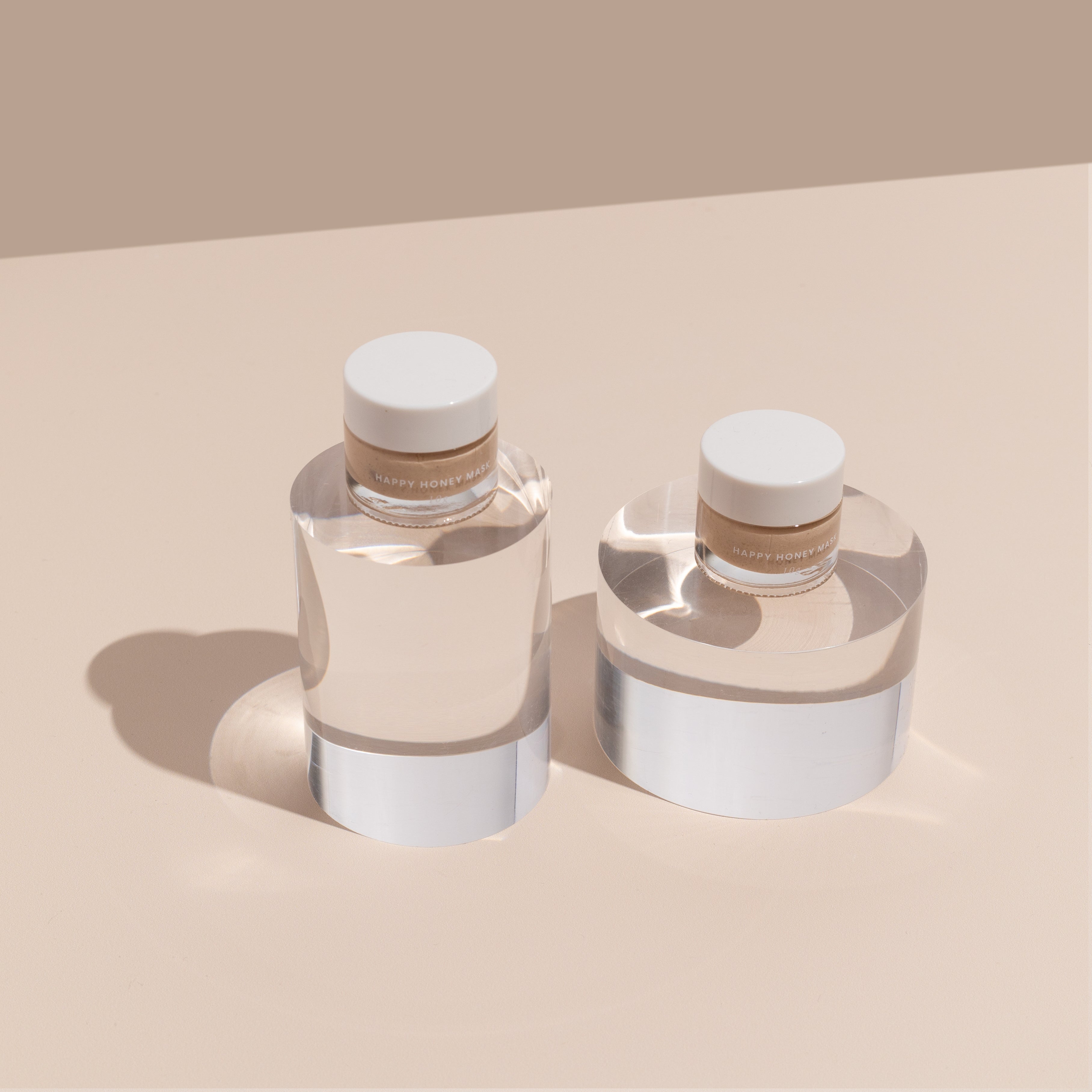 Clear Acrylic Cylinder Podiums – Prop Club