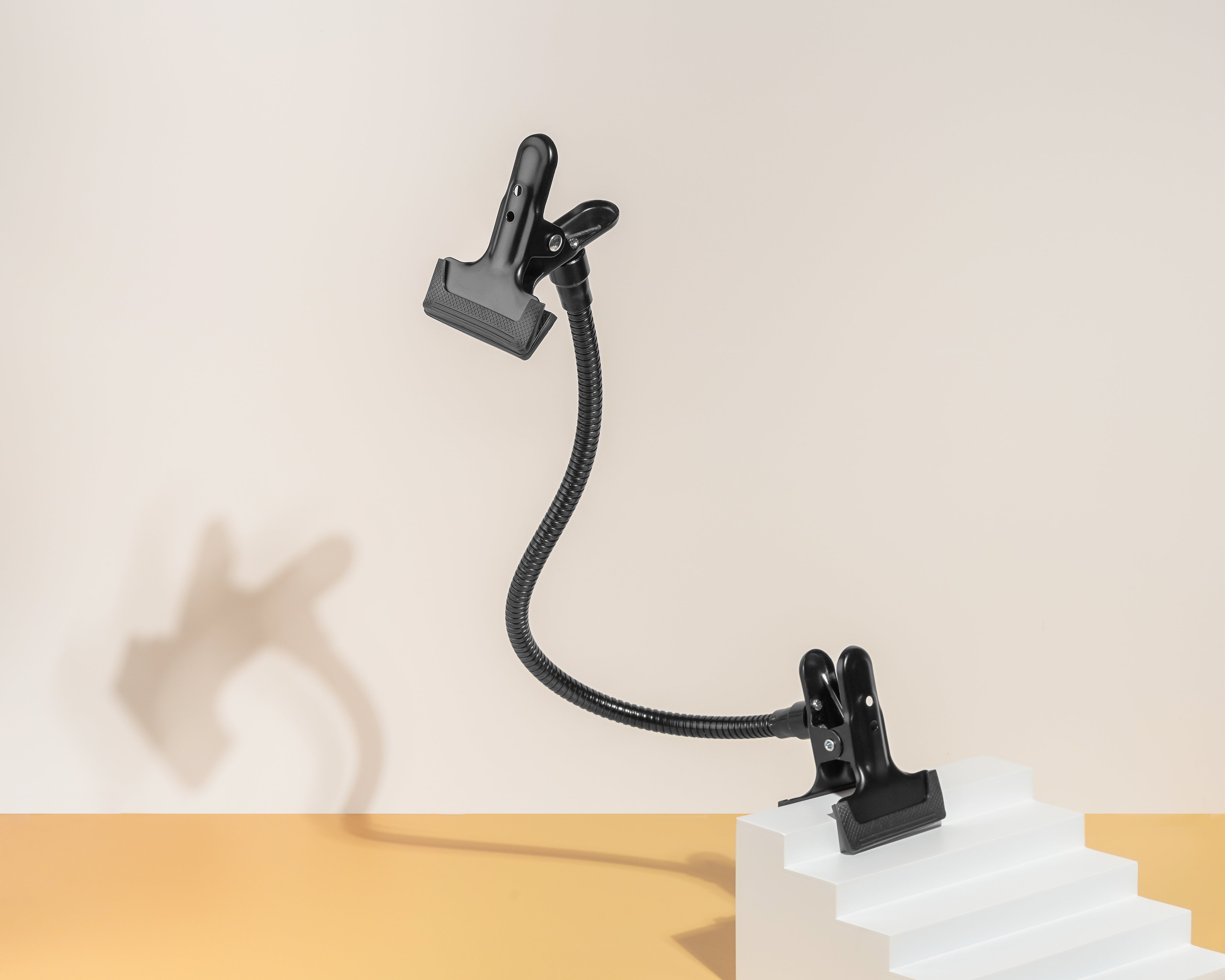 Magic Clamp Flexible Backdrop Holder – Prop Club